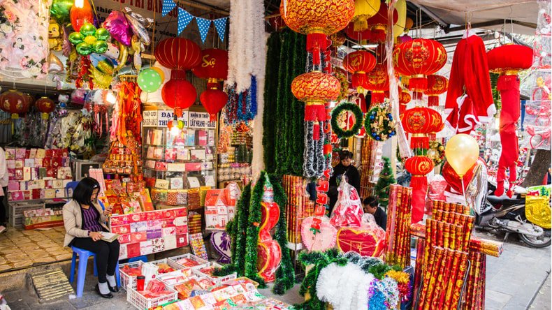 A Guide To Traveling in Halong Bay During Tet Holiday